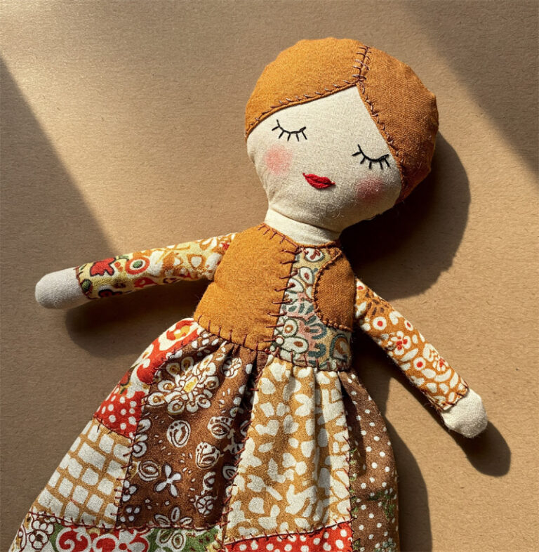 Making a Cloth Doll - Happy with Tomatoy
